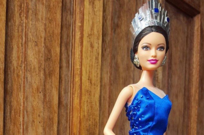 Look: Avid Pia Wurtzbach Fan Creates Dolls in Her Likeness