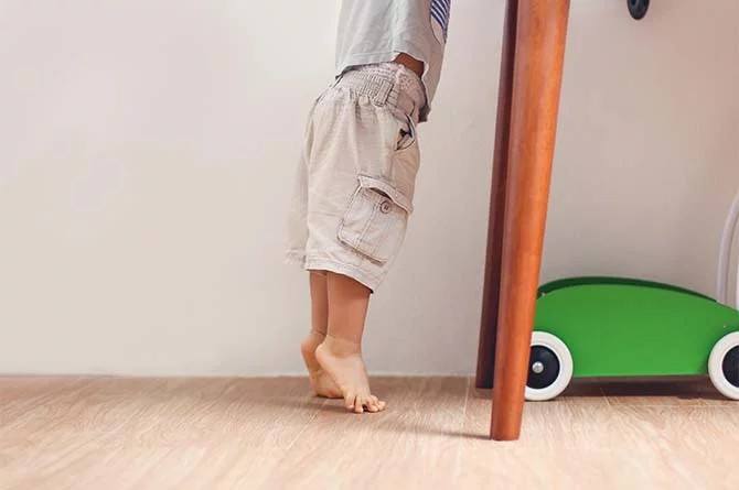 Children Walking On Tiptoes: Causes, Treatment And When To Worry