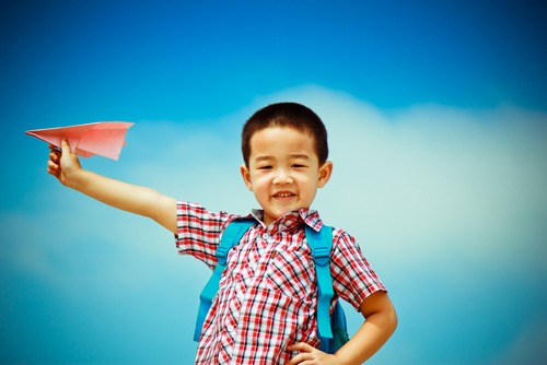 How to trick children into enjoying an airplane ride - flying with kids