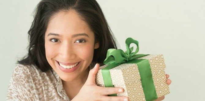 Gifting Ideas: 13 gifts new mums really want as presents