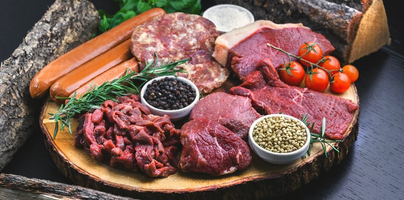 Ciri Daging Sapi dan Ayam Gelonggongan yang Perlu Diwaspadai